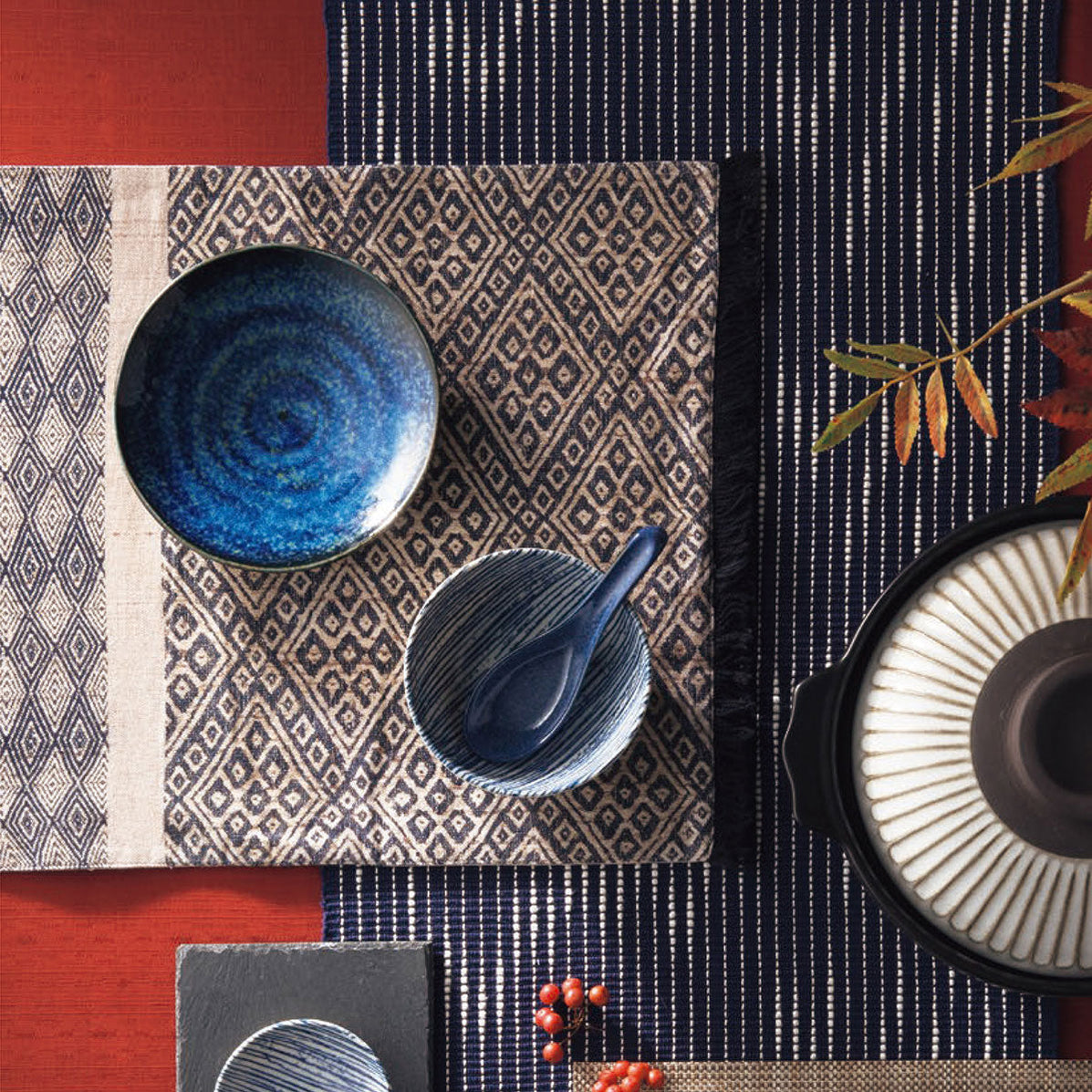 LUNCHEON MAT SHIBA BK